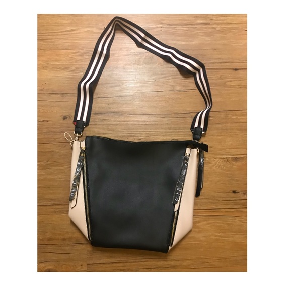 Bags | Toni 2 In 1 Crossbody Purse | Poshmark